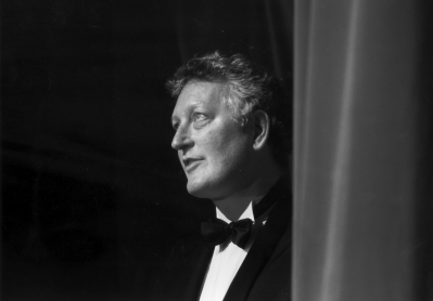 Ian Douglas - how two weeks became 45 years... | WNO